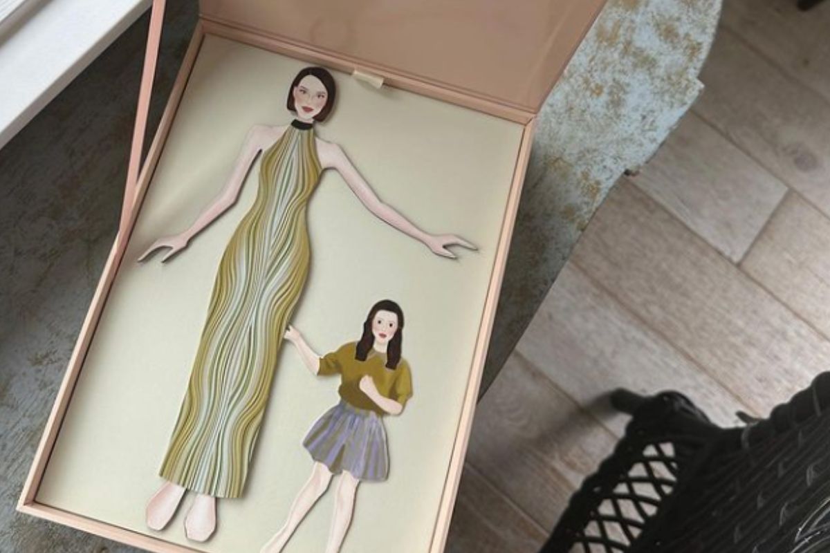 Personalized Paper Dolls for Any Occasion | My Paper Dolls